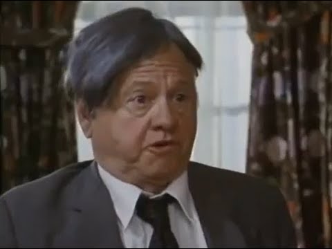 Bill (1981) Chicken Scene