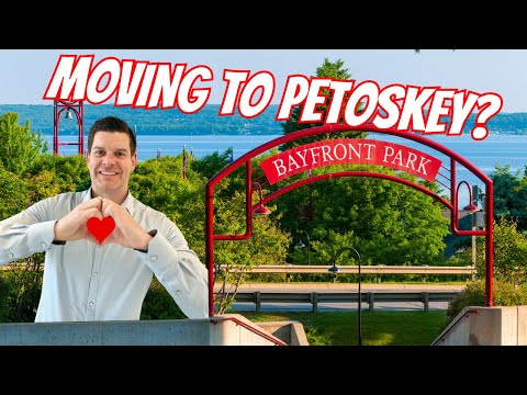 Why Are SO MANY People Moving to Petoskey MI?