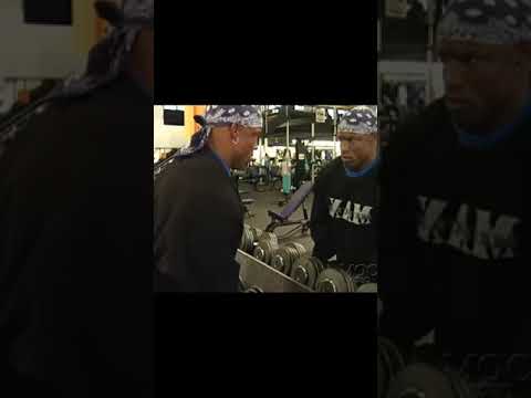 Shawn Ray 10 days before the Mr Olympia #shawnray #bodybuilding #gym #chestday #mrolympia