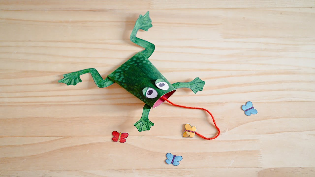 Frog Bug Catcher | DIY Tissue paper roll craft