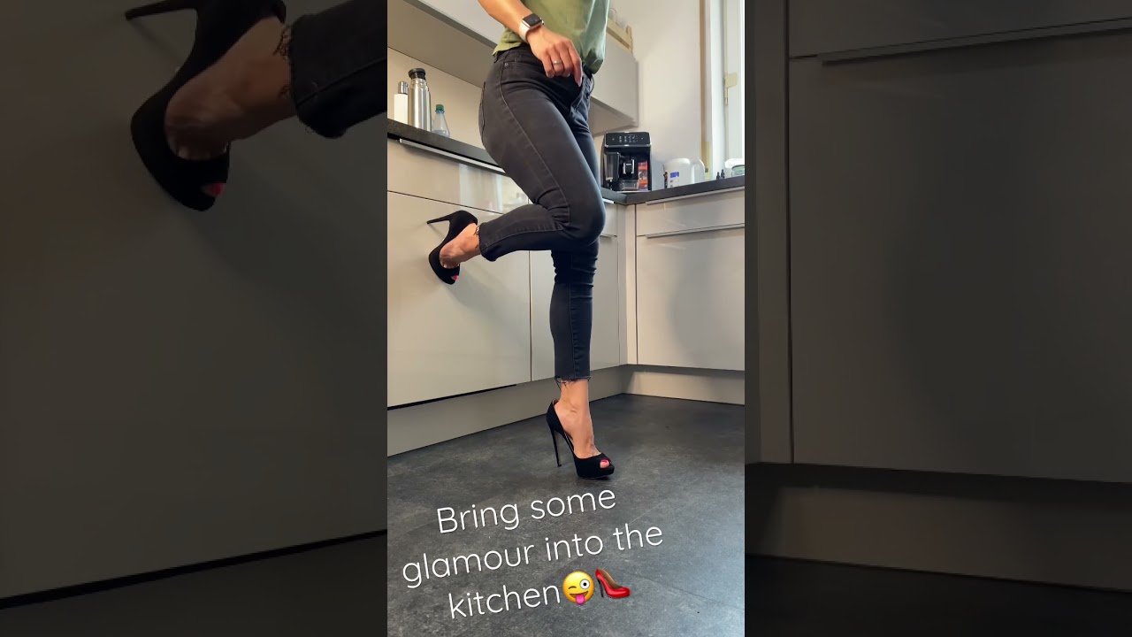 Bring some glamour into the kitchen with high heels 👠 #shorts #heels #prada #peeptoes 👍