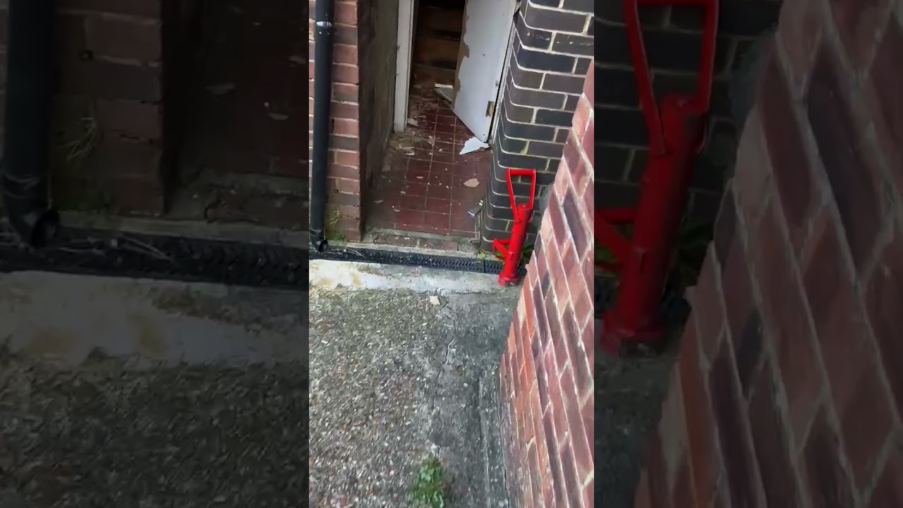 Four Suspected Members Of A People-Smuggling Gang Arrested