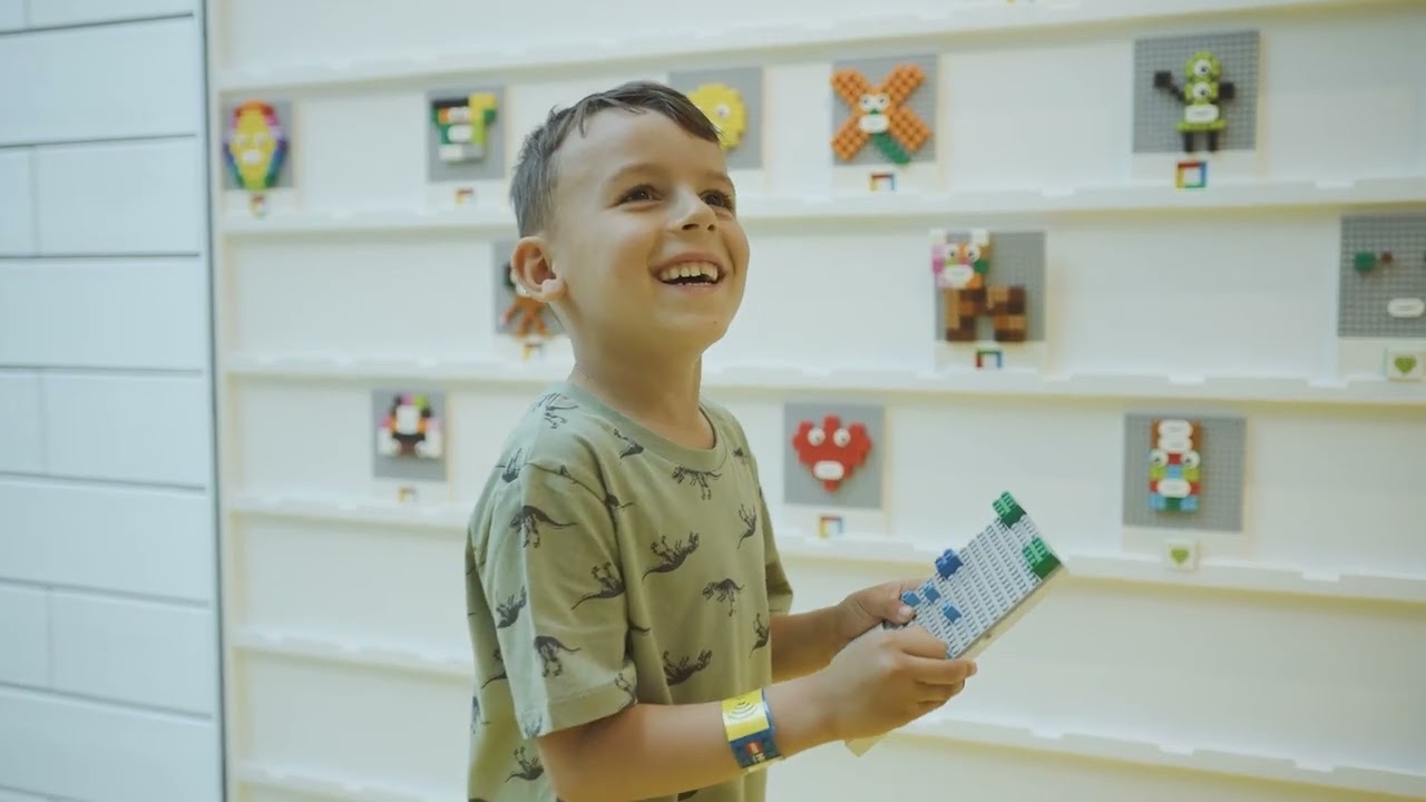 Examples of the learning through play in practice: Applying the experience tool in the LEGO® House