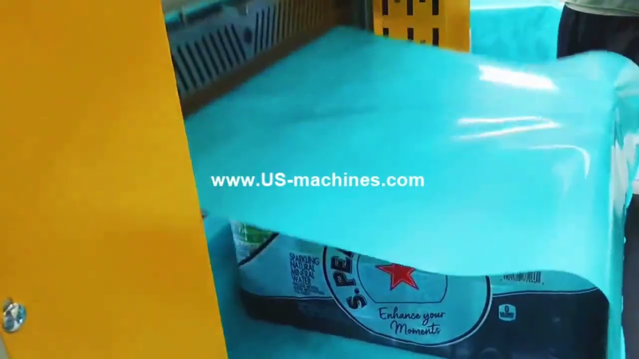 Automatic beer bottle sleeve shrinking sealing packaging machine running video