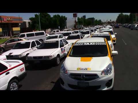 SE INCONFORMAN TAXISTAS EN EL AYUNTAMIENTO DE MEXICALI