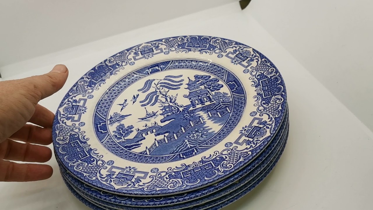 Blue Willow Pattern Dinner Plate
