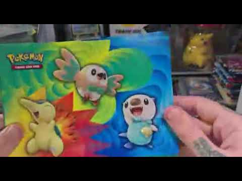 opening the NEW spring 2022 Pokemon collectors chest !!