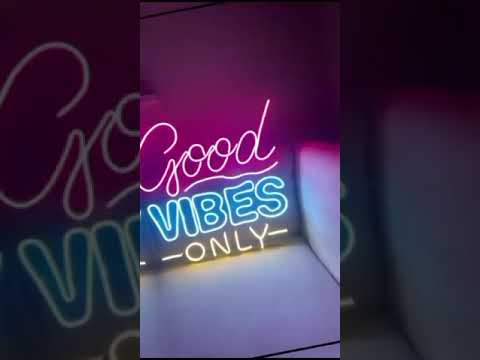 What Makes This ‘Good Vibes Only’ Neon Sign a Must-Have?
