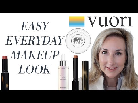 EASY EVERYDAY MAKEUP LOOK | PLUS A FEW MORE HOLIDAY GIFT IDEAS | VUORI CLOTHING