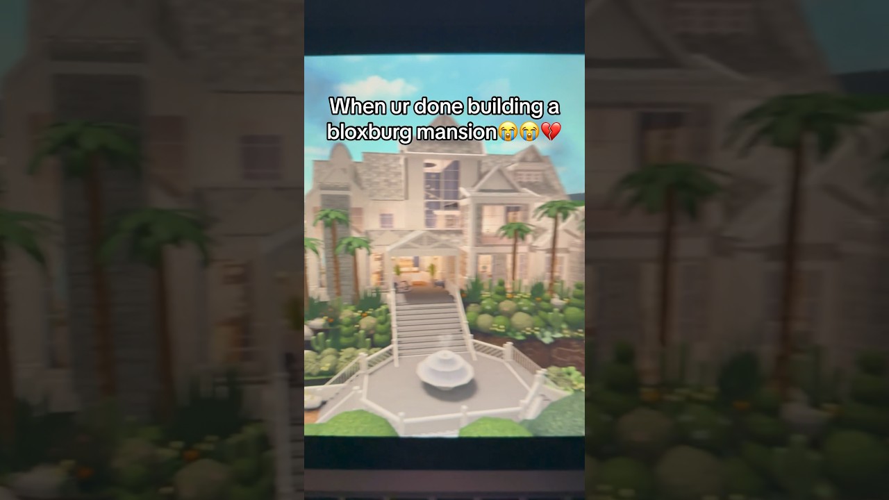 When ur done building in bloxburg 😂💸(relatable bloxburg build TikTok)#bloxburg #roblox #relatable