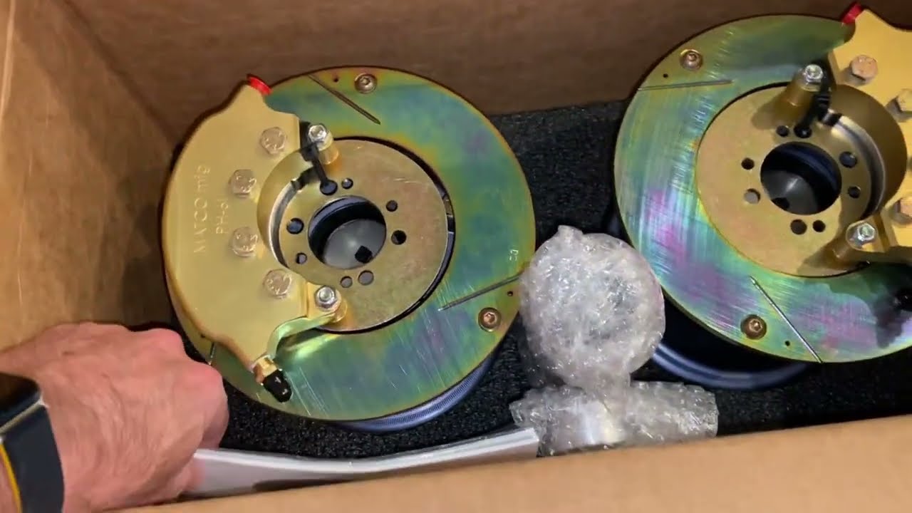 Aviation: Vans RV Aircraft - Vans RV 10 - Unboxing Matco Wheels/Brakes ...