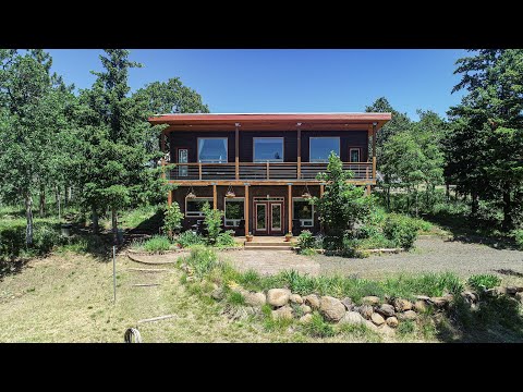 Golden Goldendale Retreat