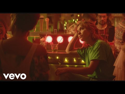 Clio - La Belle Affaire | Music Video, Song Lyrics and Karaoke