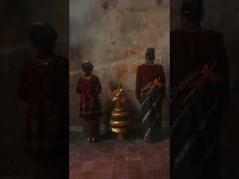 Javanese Traditional Wedding Attires