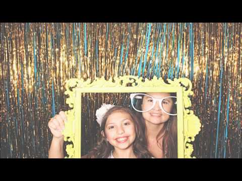 Atlanta PhotoBooth - Chic Occasions Bridal Show - RobotBooth