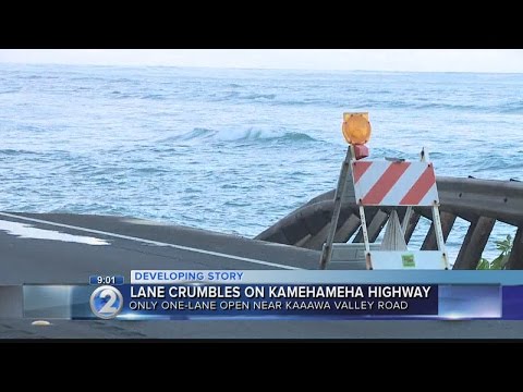 High surf washes out Kamehameha Hwy. lane in Kaaawa