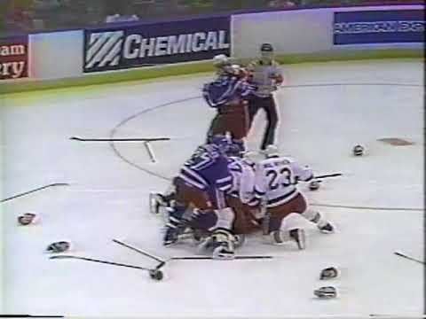 Mark Messier vs Joe Day & scrum