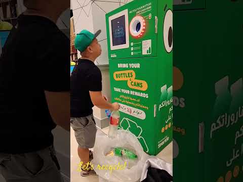 Recycling Empty Cans & Bottles at Sparklo Machine, Lulu DIP 1 #highlights #fyp #dubai #buhayofw
