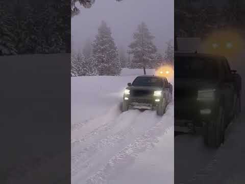 Nissan Frontier Pro4x Snow Wheeling
