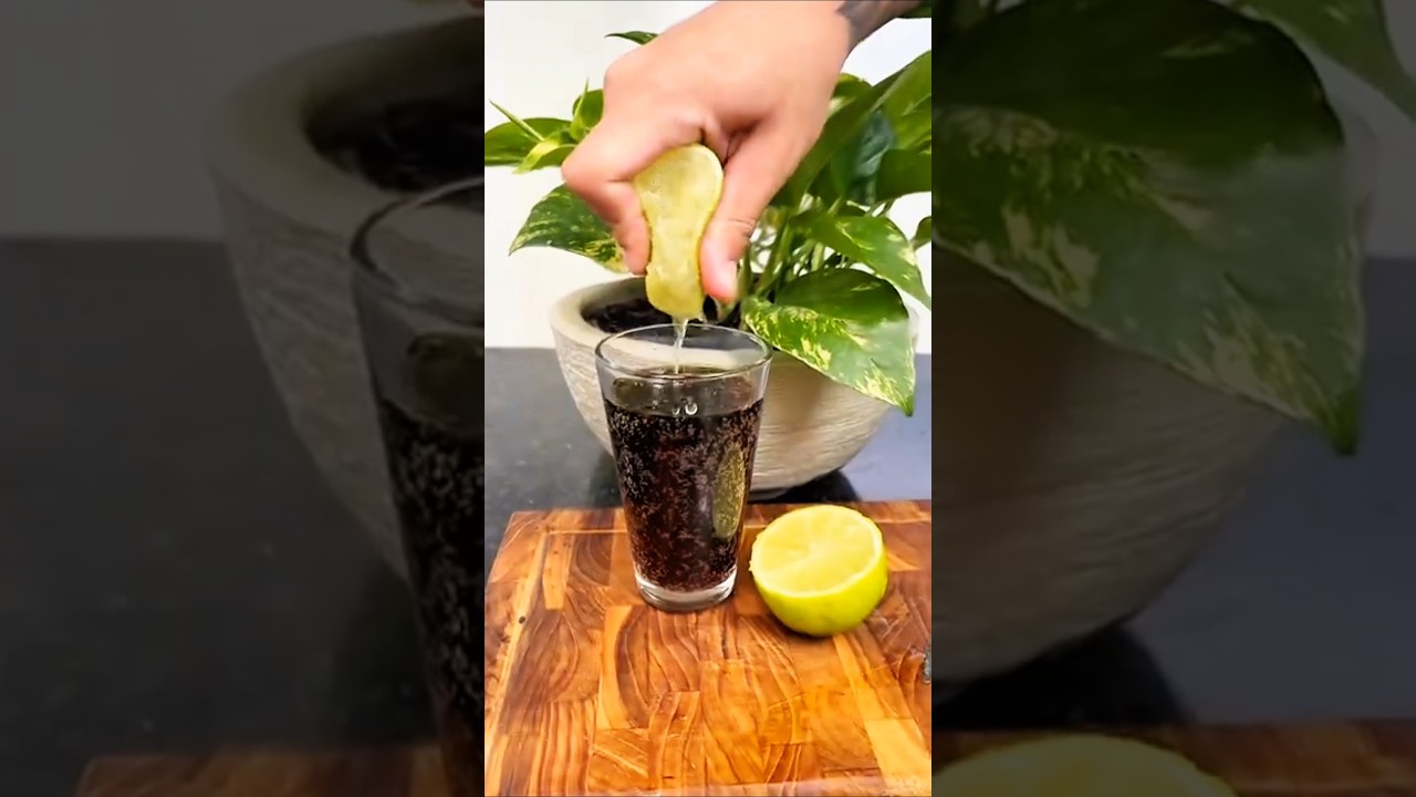 Quando estiver com dor de cabeca misture limao com cocappla e isso acontece...#youtubeshort #like