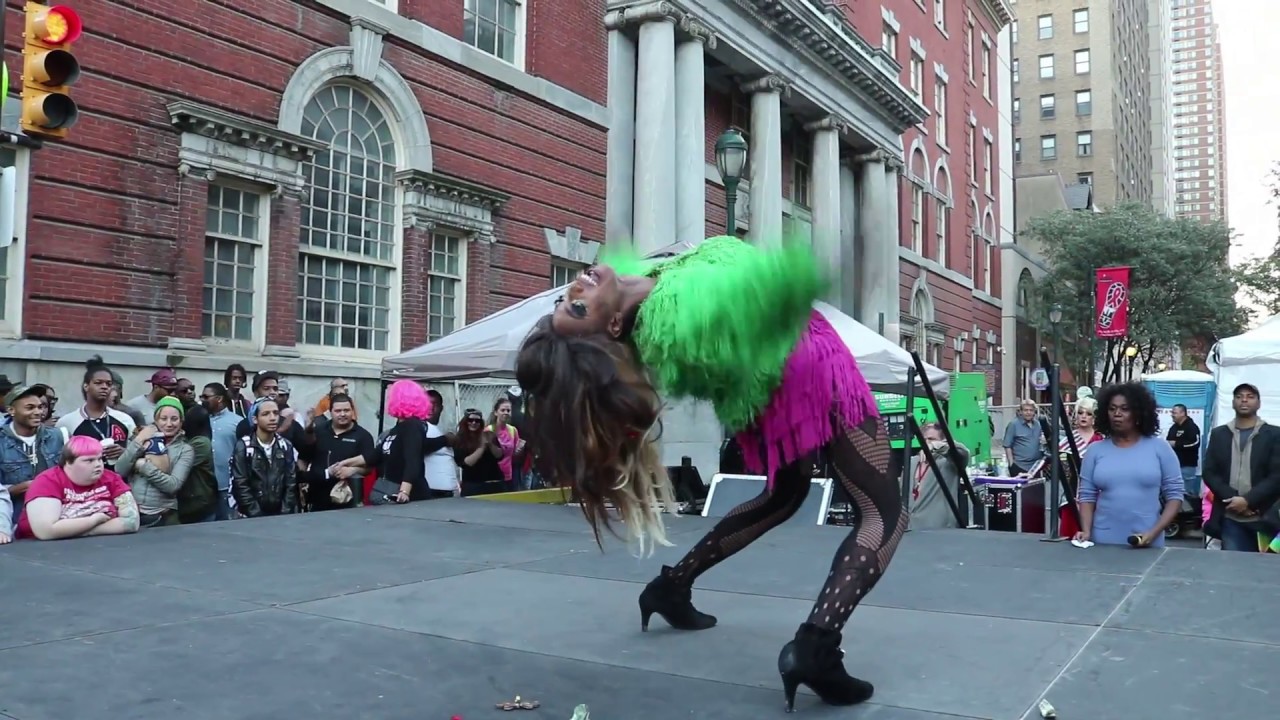 Hire Sapphira Cristal - Drag Queen in Manhattan, NY | GigSalad