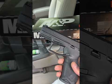 WALMART sells pistols again !