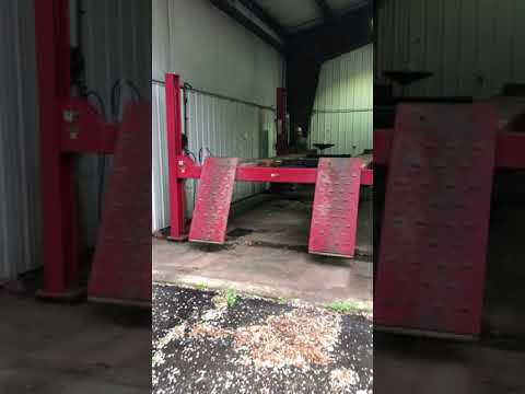 Lot #6 Rotary 4 Post Hydraulic Vehicle Lift Operation Video