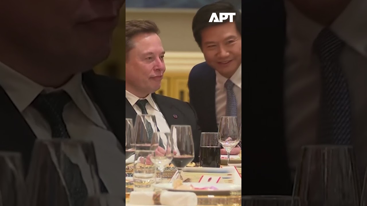 Xiaomi Founder Lei Jun Poses For Selfie Alongside Elon Musk At High-Profile Event | APT