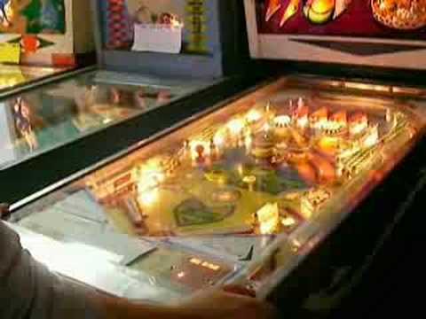 Big Flipper - Pinball by Chicago Coin Machine Co. | Museum of the Game