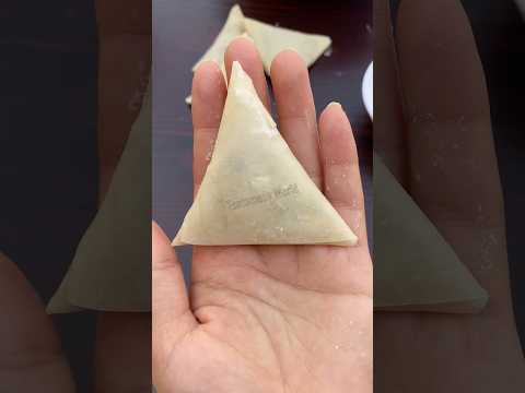 Perfect Samosa Folding #tastemadeworld #samosafolding #ramadanonshorts #shorts #ramadanseries