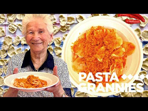 93-year-old Teresa makes "rascatielli" pasta from Basilicata! | Pasta Grannies