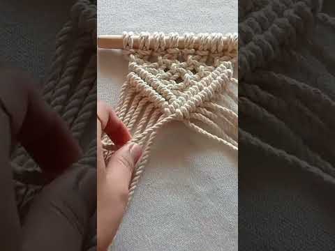 Easy Macrame Wall Hanging