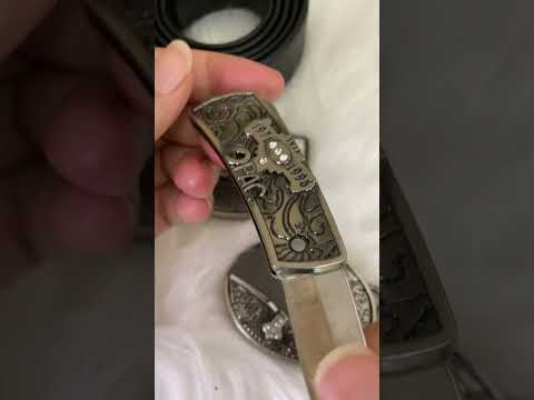 This belt buckle has a country feel