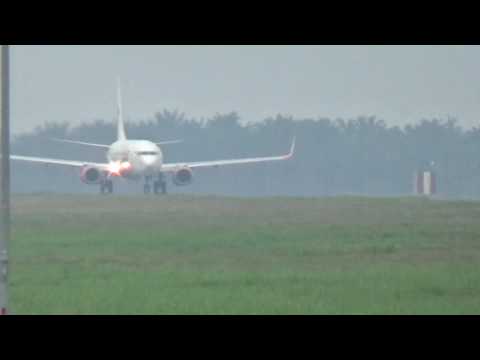 Lion Air B737-9GP(ER) PK-LHL takeoff in Medan - Kualanamu (KNO/WIMM)