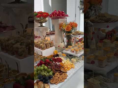 Grazing Table | Charcuterie Board Ideas | Cocktail Party Ideas #grazingtable #grazingboard