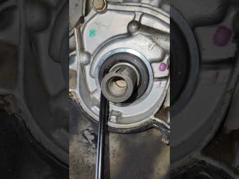 1994 HONDA CIVIC FRONT CRANK OIL SEAL REMOVAL #shortvideo #shorts #short