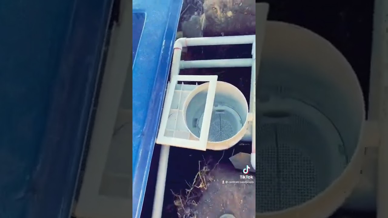 Pool plumbing for a Fibreglass shell