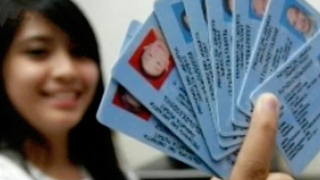 Senior politicians implicated in massive corruption scheme in Indonesia