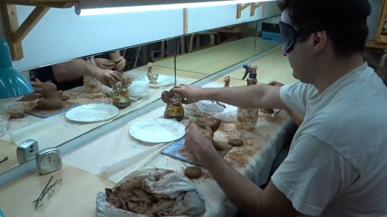 Blind folded Sculpture Workshop