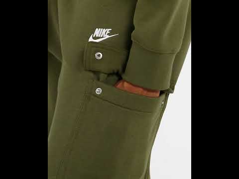 Nike Sportswear Club FleeceMen's Cargo Pants$55