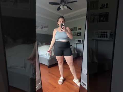 These biker shorts are the perfect length for midsize babes #bikershorts #shorts #thickthigh