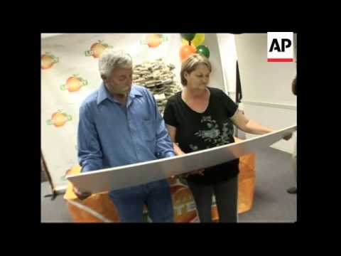 Steel worker wins US$275m on lottery
