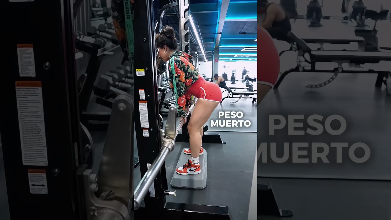 Gym full😣? 😍💪🏻#gym #routines #smith #glutes