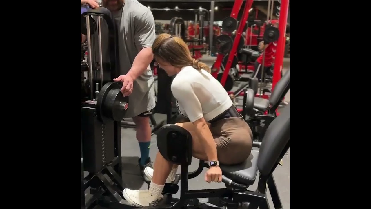 Ms Bikini Olympia Elisha Pecini Glute Training!