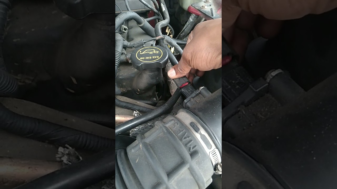 thermostat housing leak fixed 05 mustang pt.1