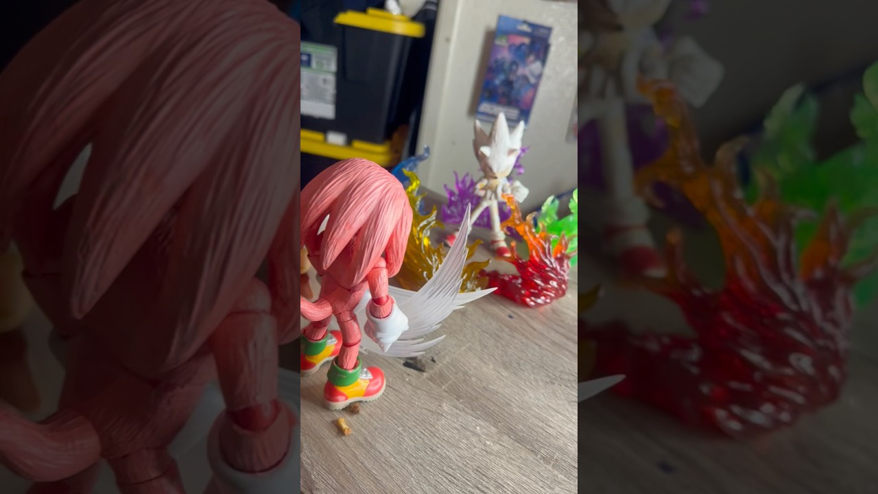 Hyper Sonic vs Hyper knuckles