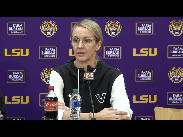 “Angel Reese and Flau’jae Johnson just get all the attention”: LSU fans ...