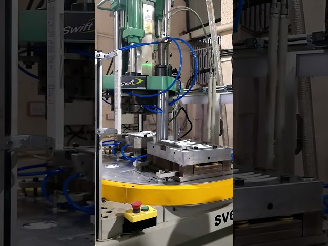 Rotary Type Vertical Injection Moulding Machine - Vertical Plastic ...