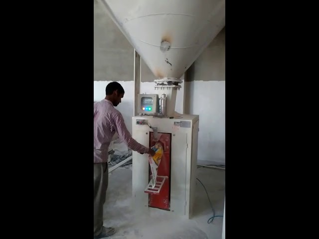 Wall Putty Packing Machine - Single Spout Electronic Packing Machine ...