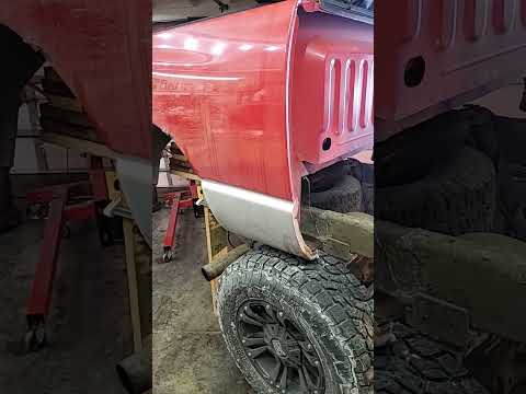 Replacing the fuel lift pump on Adam's 2005 Dodge RAM - Part - 6